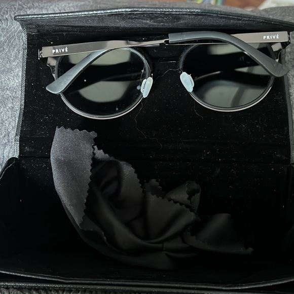 prive revaux | Accessories | Prive Revaux Sunglasses Black Cute | Poshmark